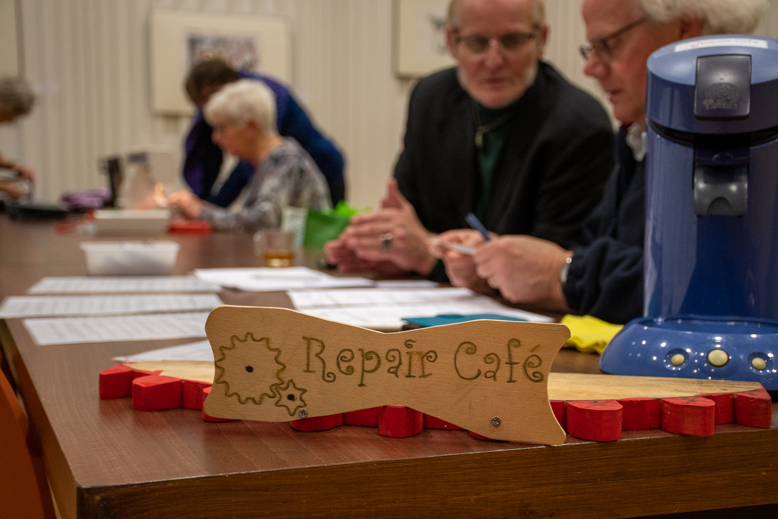 Repaircafe viert 10 jaar met expo in Stadkamer Centrum - RTV Focus