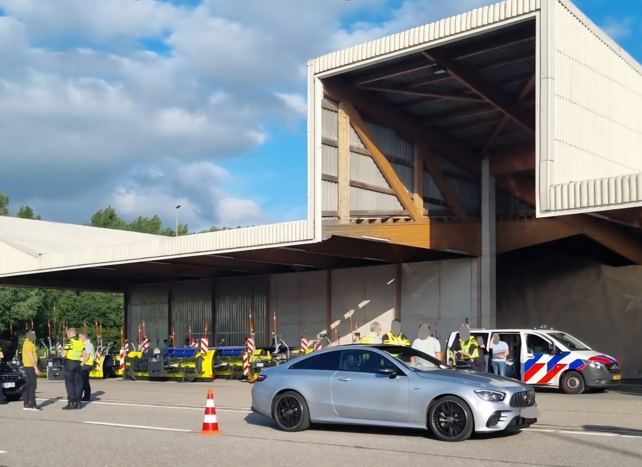 Grote verkeerscontrole bij Zwolle: 'Leverde regelmatig interessante informatie op' - RTV Focus